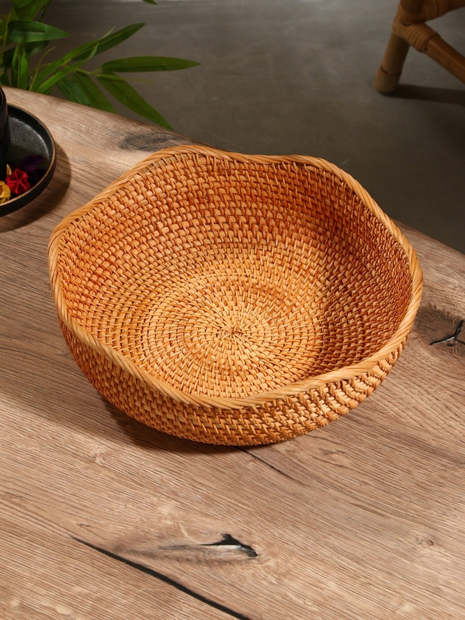 Корзина для фруктов плетёная "Vietnamese style. Home" размер 28×28×9 см, ротанг