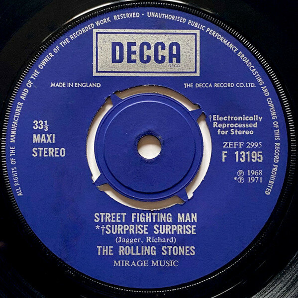 Пластинка The Rolling Stones "Street Fighting Man / Surprise Surprise / Everybody Needs Somebody To Love" 7" (Single/UK/1971) VG/VG
