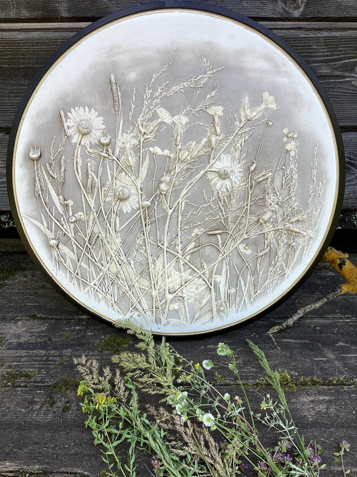 Картина из гипса, декор на стену, украшение интерьера, ботанический барельеф, панно "Волшебный сад", ручной работы, 46х46х2.5 см