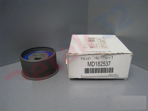 Ролик натяжителя ремня ГРМ Mitsubishi MD182537