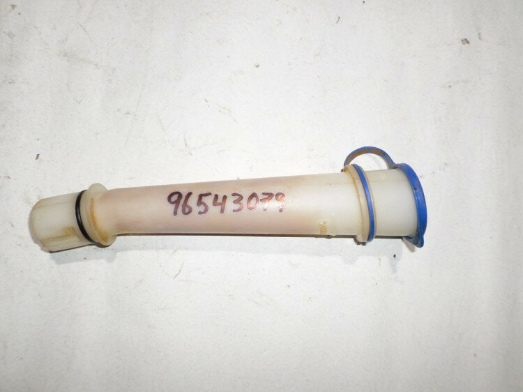 Горловина бачка омывателя Шевроле Авео Т200-250-255, 96543079 - с крышкой