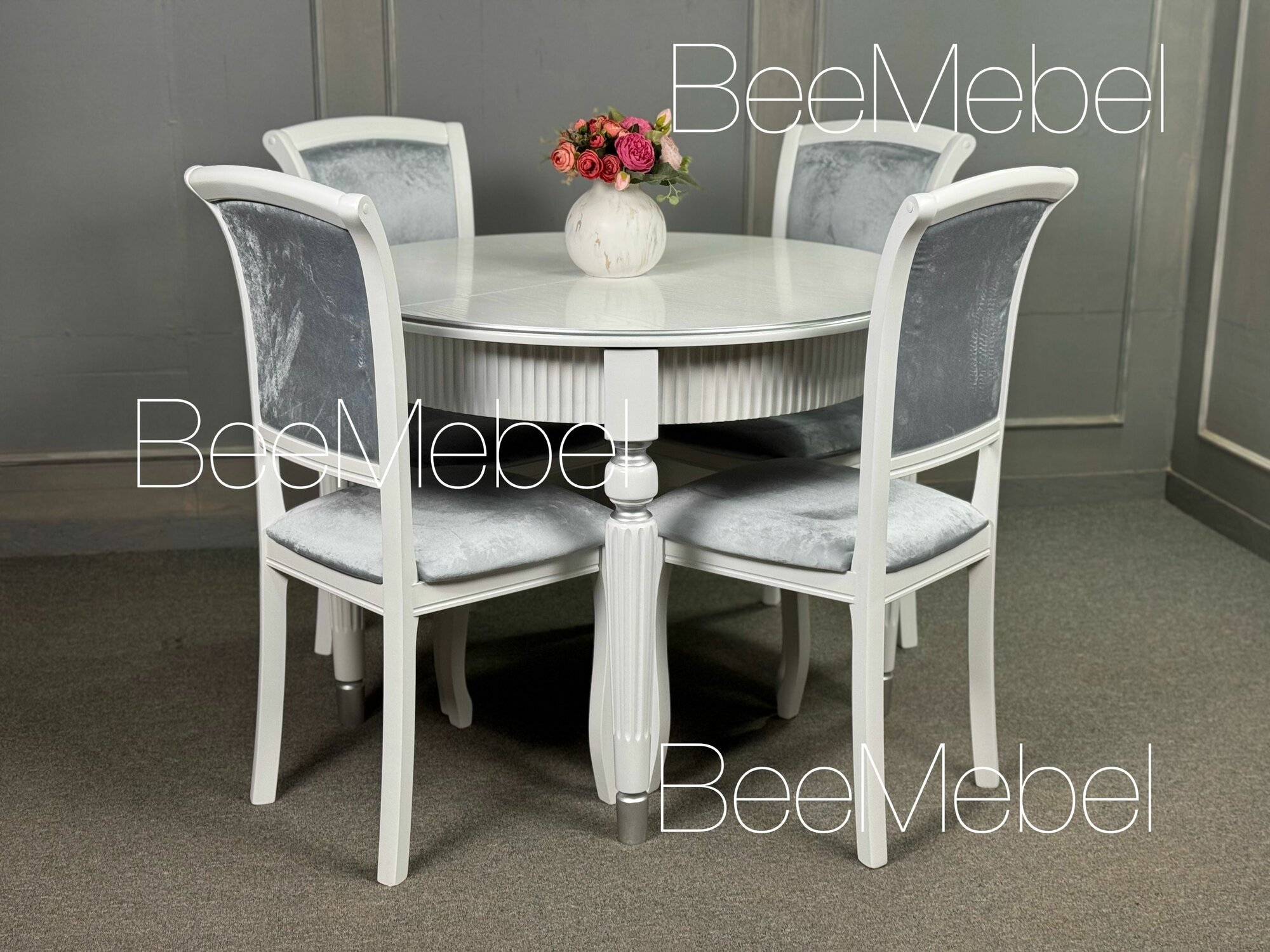 Обеденная группа, стол круглый 100см и 4 стула