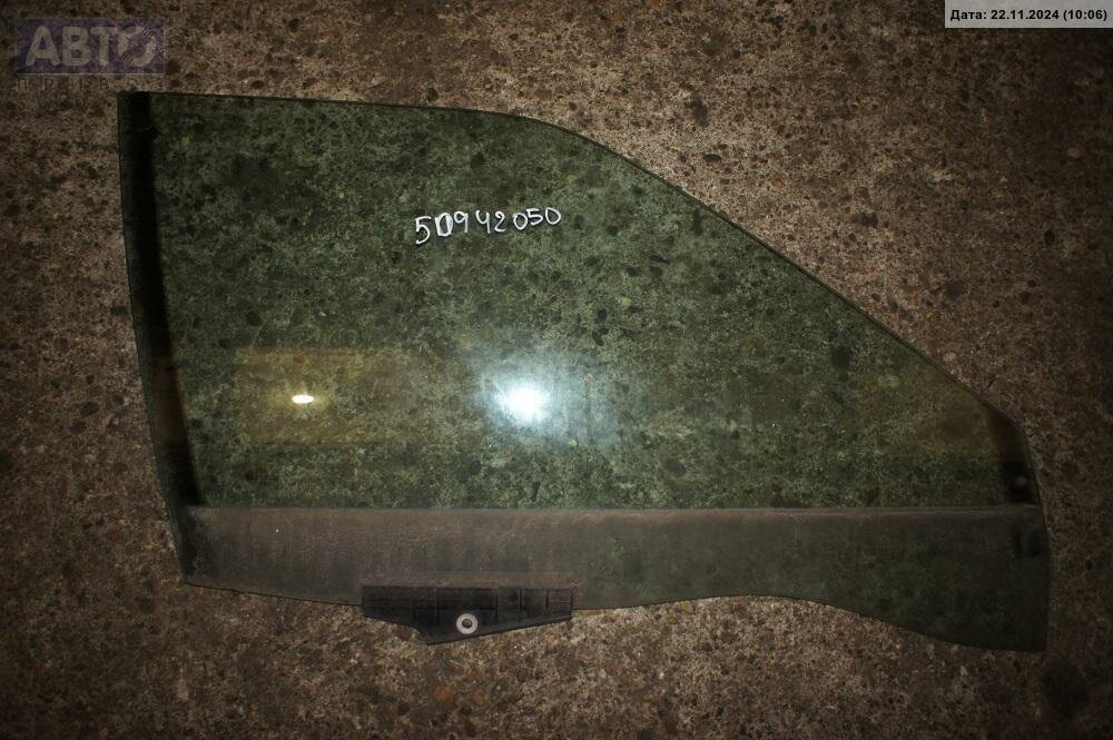 Стекло двери передней правой Audi 80 B3 (1987-1992)
