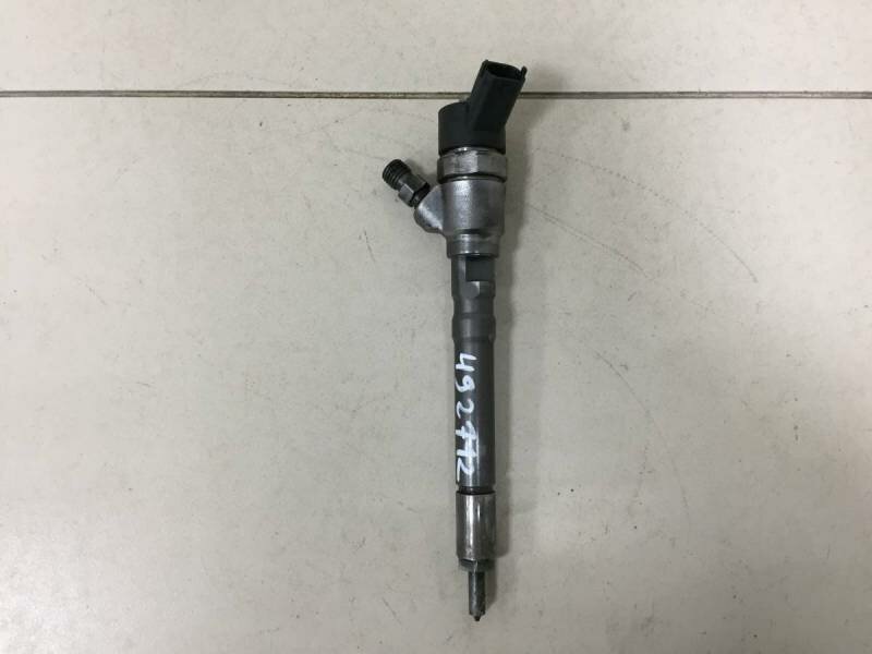 Форсунка дизельная электрическая Kia Sportage 2 JE, KM 2004-2010 кат.номер: 3380027000 3380027010