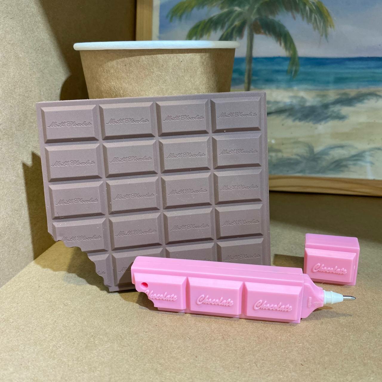 Блокнот с запахом шоколад (80 листов) + ручка в виде розовой шоколадки (шариковая синяя паста)