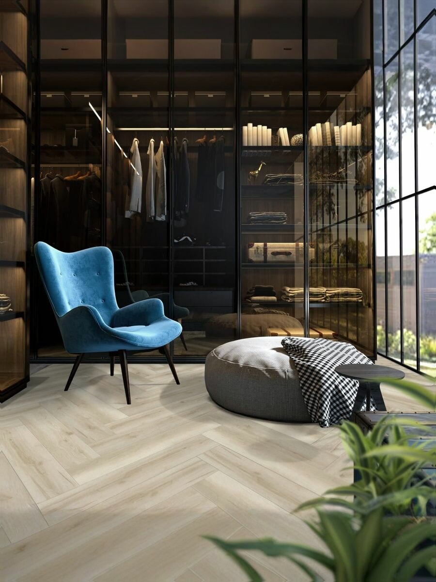 Виниловая плитка SPC CronaFloor Herringbone Дуб Гавр H013 (в уп. 16 шт./1.31 м2)