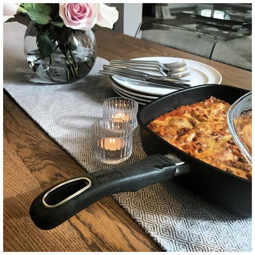 Сковорода индукционная глубокая Gastrolux 26x26см