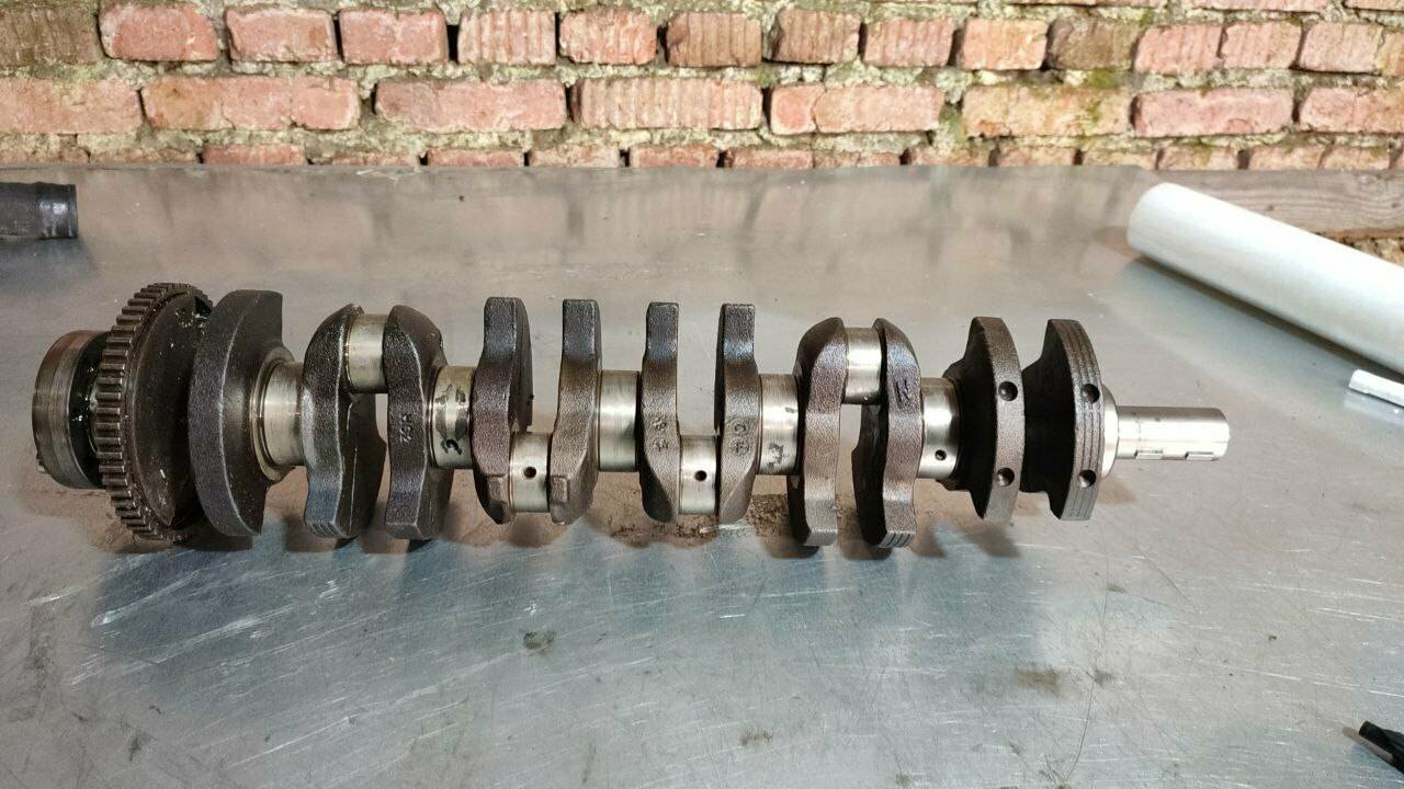 Коленвал BMW 5 E39 (1995 - 2000)