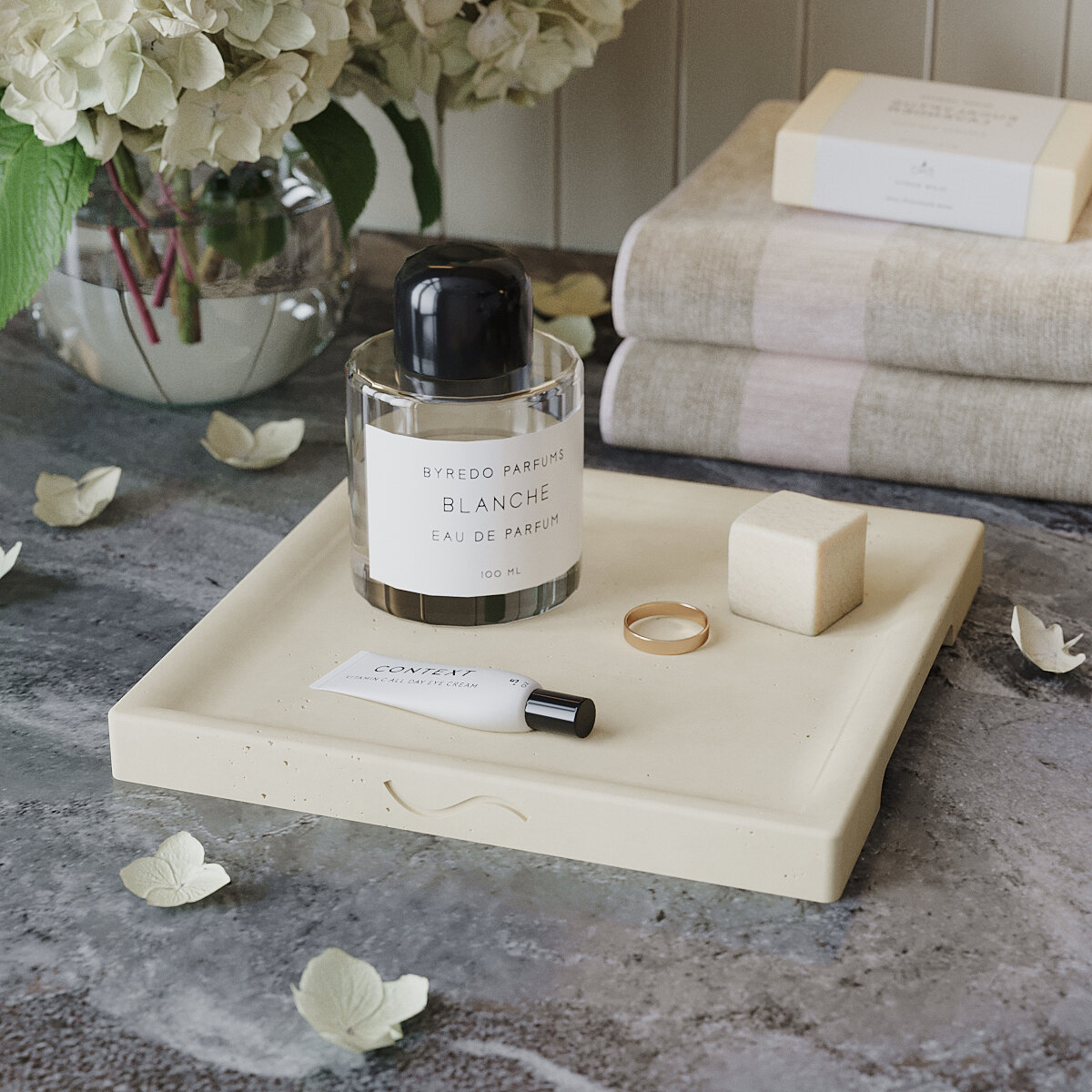 Декоративный поднос MUSKO HOME Dorian Square S, 20x20 см, бетон, кремовый матовый