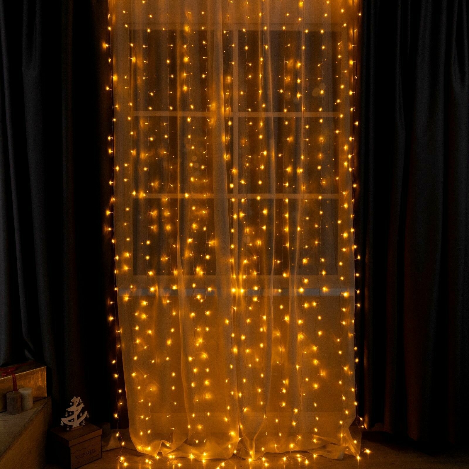 Светодиодная гирлянда-штора "Занавес", электрогирлянда дождь на окно и фасад дома, интерьерное украшение, праздничное освещение на Новый год, желтое свечение, прозрачная нить, 720 LED фонариков, 8 режимов, 2 х 3 м, IP20, 220 В. Товар уцененный