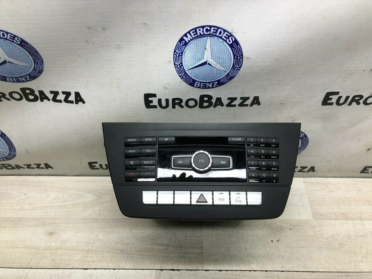 Магнитола Mercedes W204 A2049009410