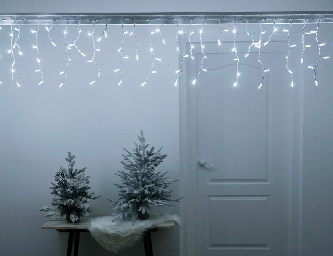 Светодиодная гирлянда Бахрома Profi Rubber 3.1*0.5 м, 120 холодных белых LED ламп, белый каучук+ПВХ, соединяемая, IP65, Winter Deco 4080175