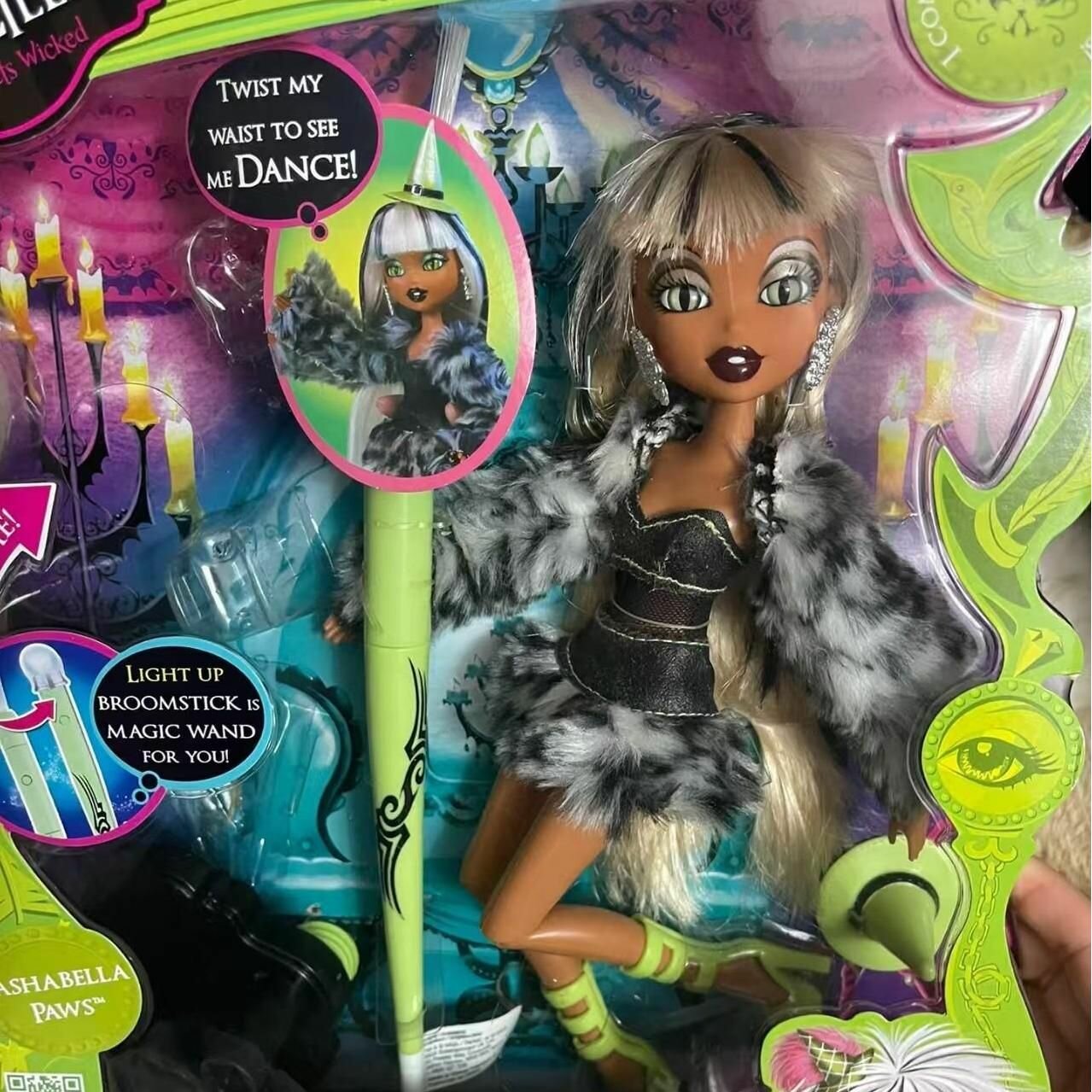 Bratzillaz Кукла Баэз, Magic MAGIC NIGHT OUT