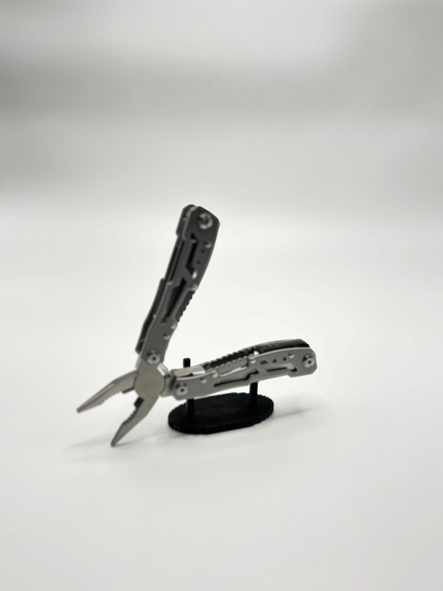 Мультитул 15 в 1, серый