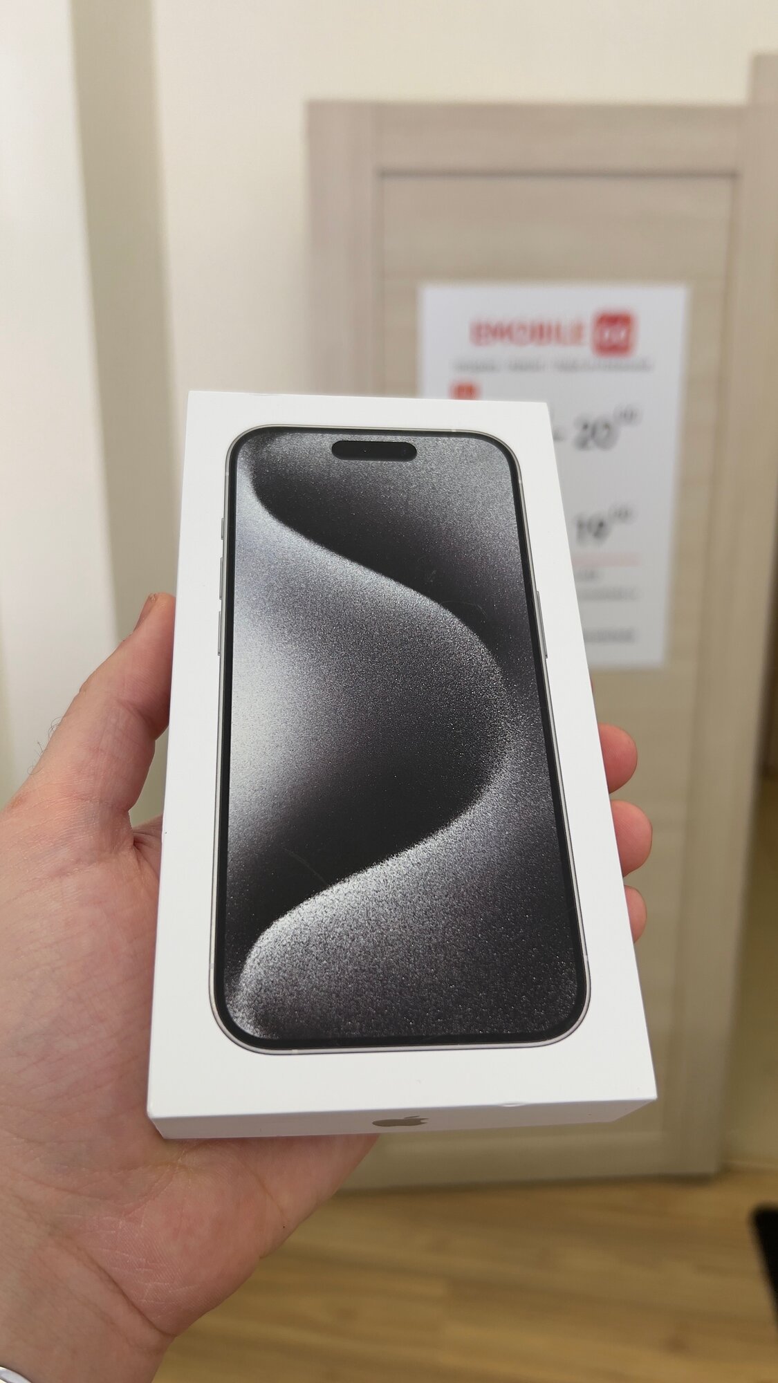 Смартфон Apple iPhone 15 Pro 128 ГБ, Dual еSIM, белый титан