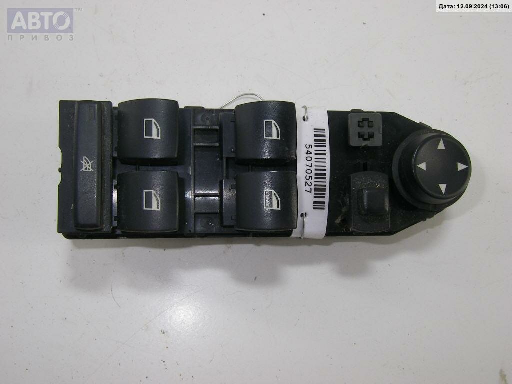 Блок кнопок управления стеклоподъемниками BMW 5 E60/E61 (2003-2010)