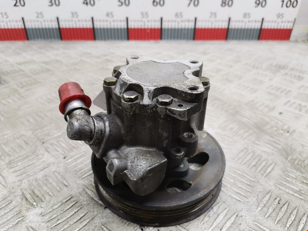 Насос гидроусилителя руля (ГУР) Audi A6 C5 4B0145155T арт. 2182848