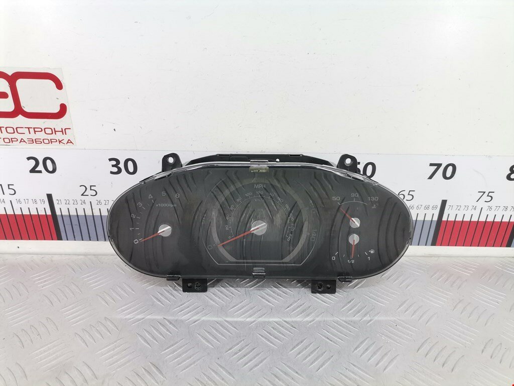 Панель приборная (щиток приборов) Kia Sportage 3 (SL) 940013U015 арт. 1691793