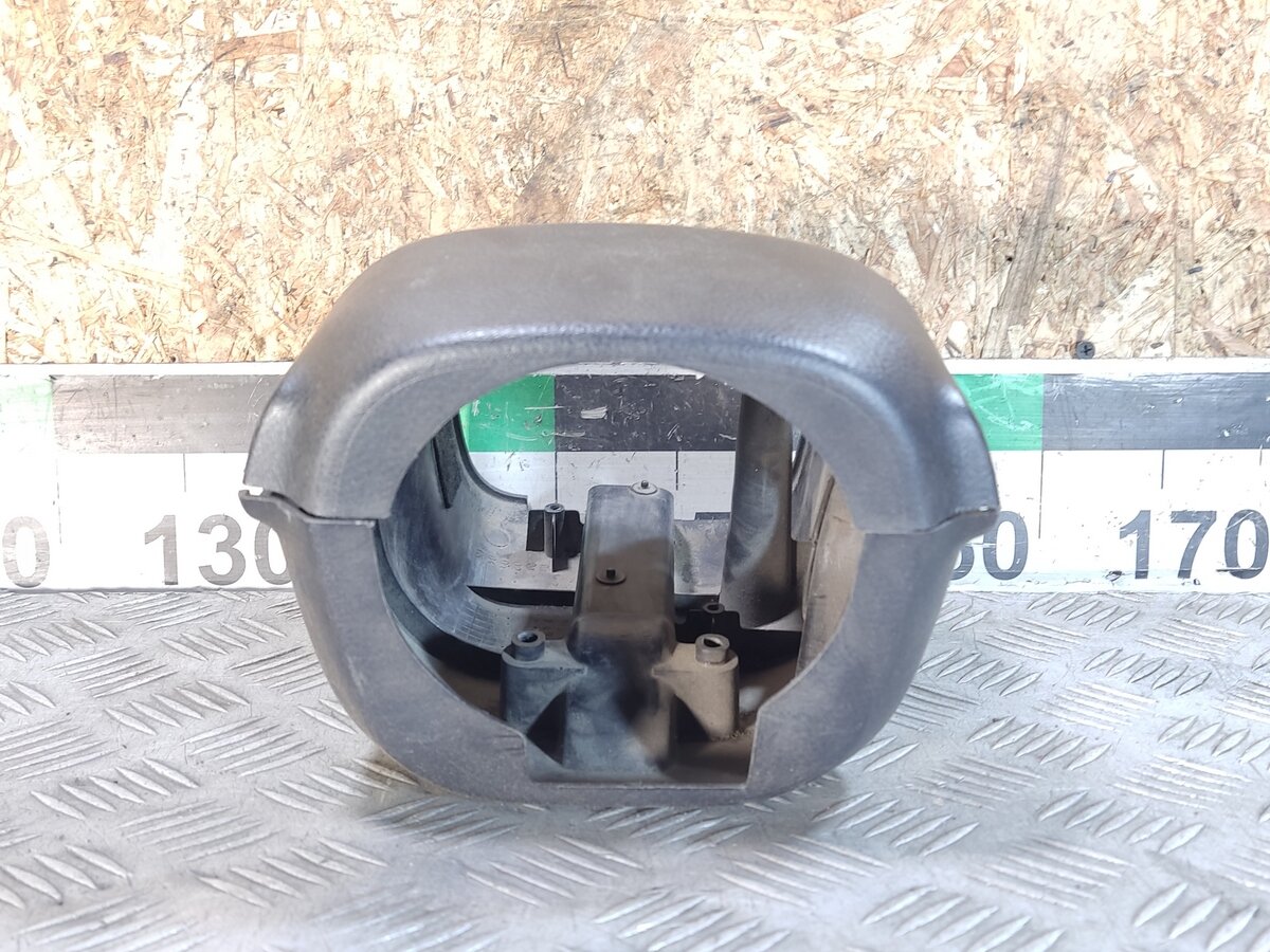 Кожух рулевой колонки MITSUBISHI Lancer 9 MR506453