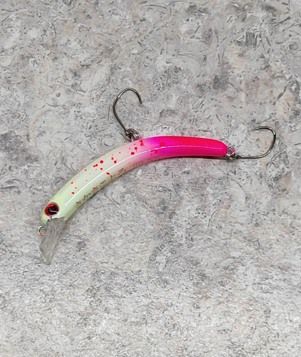 Воблер на форель Банан Sakasan Yoro Slim 60 XS 3.9 г цвет #02UV