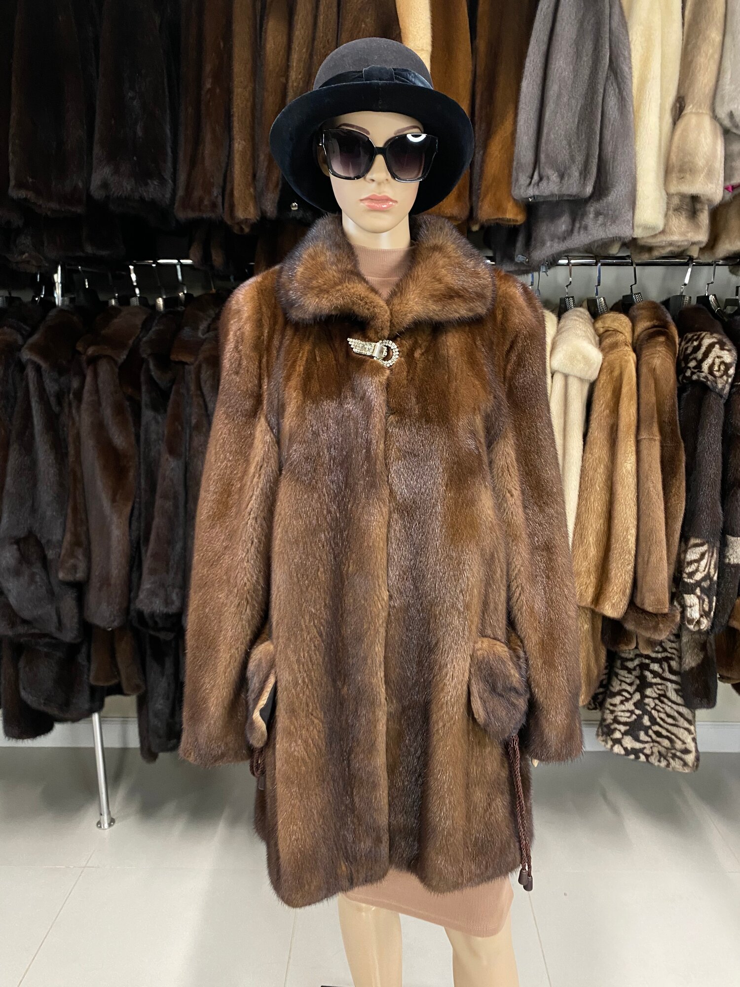 Шуба. Премиум. Норка с воротником 44-46 р.