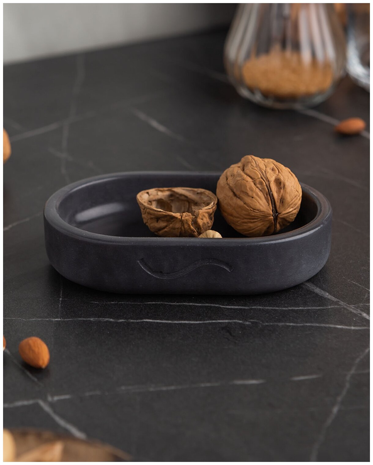 Поднос декоративный кухонный Astrid XS, 13х8,5 см, бетон, темно-серый глянцевый