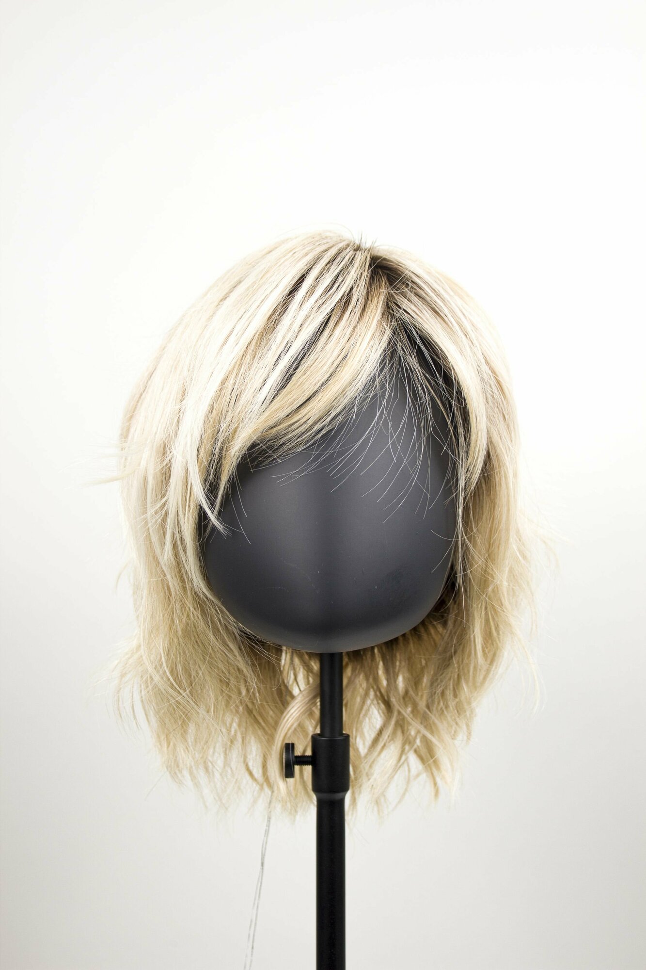 Ellen Wille парик из искусственных волос Anima