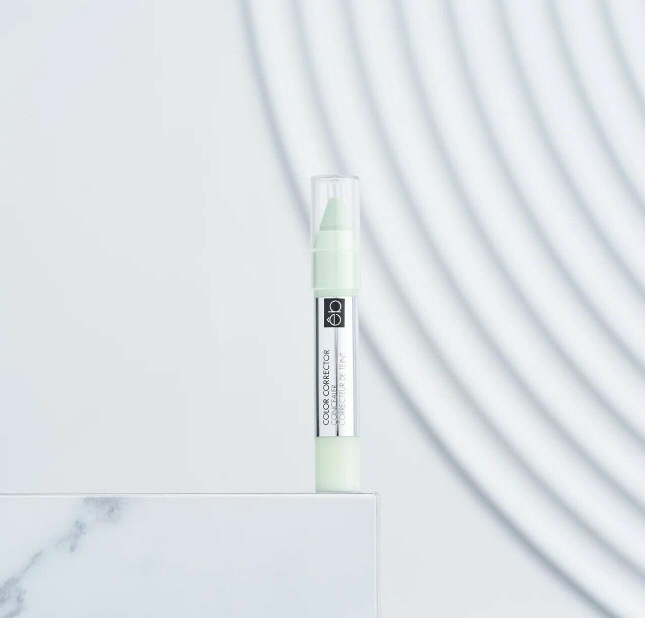 Etre Belle Color Correcting Concealer Корректирующий консилер для лица, цвет зеленый