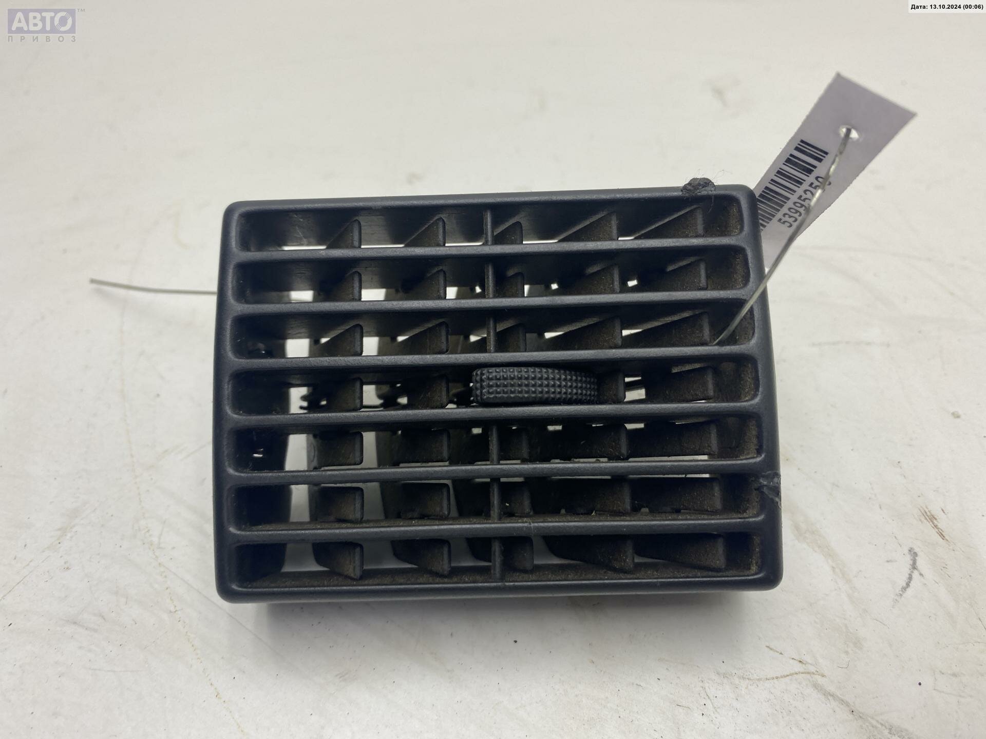 Дефлектор обдува салона Audi 80 B3 (1987-1992)