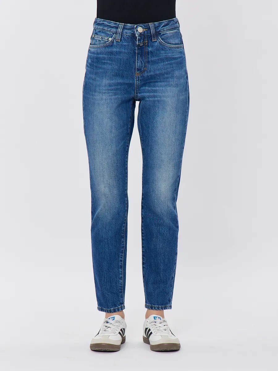 Джинсы зауженные 