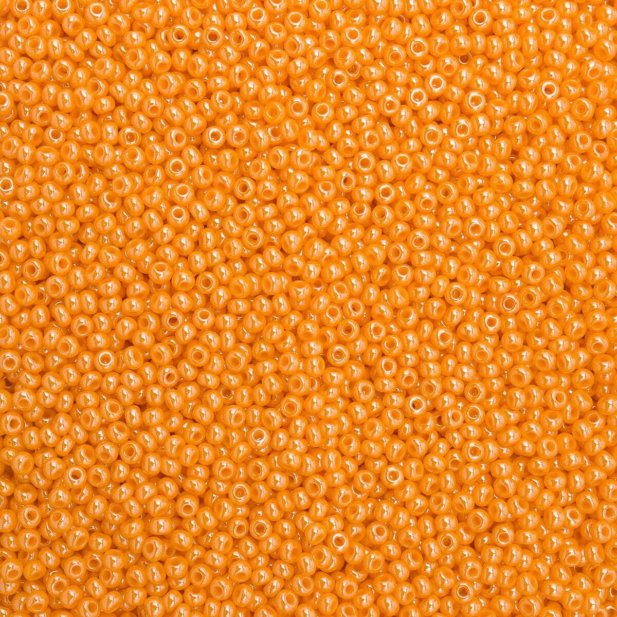 (98110) Бисер непрозрачный с жемчужным покрытием 10/0, круг. отв, 50г, Preciosa