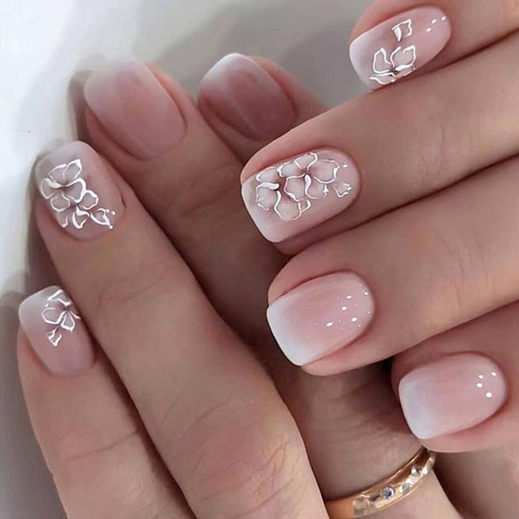 Короткий Квадратный Пресс на Ногтях Французские Типсы Поддельный Ноготь Полное Покрытие Накладного Ногтя с Цветочным Рисунком Искусственный Акриловый Ноготь