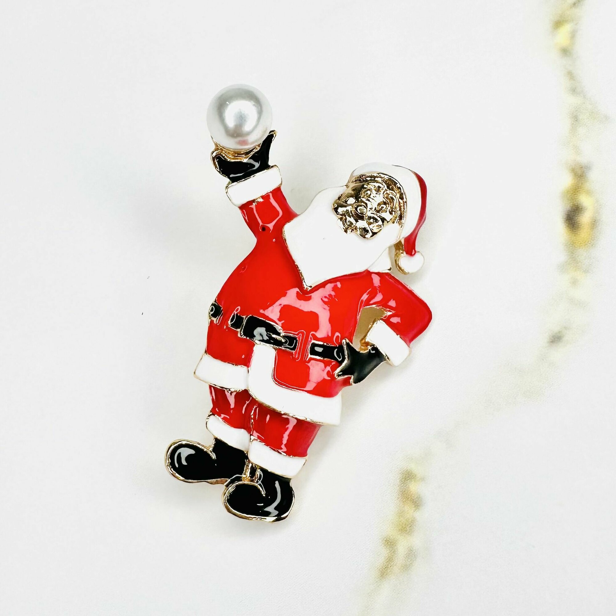 Брошь, искусственный камень