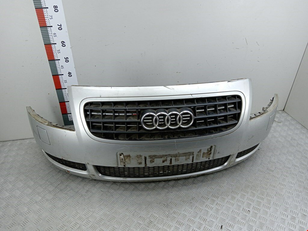 Бампер передний Audi TT 8N 8N0807101AB арт. 2104546