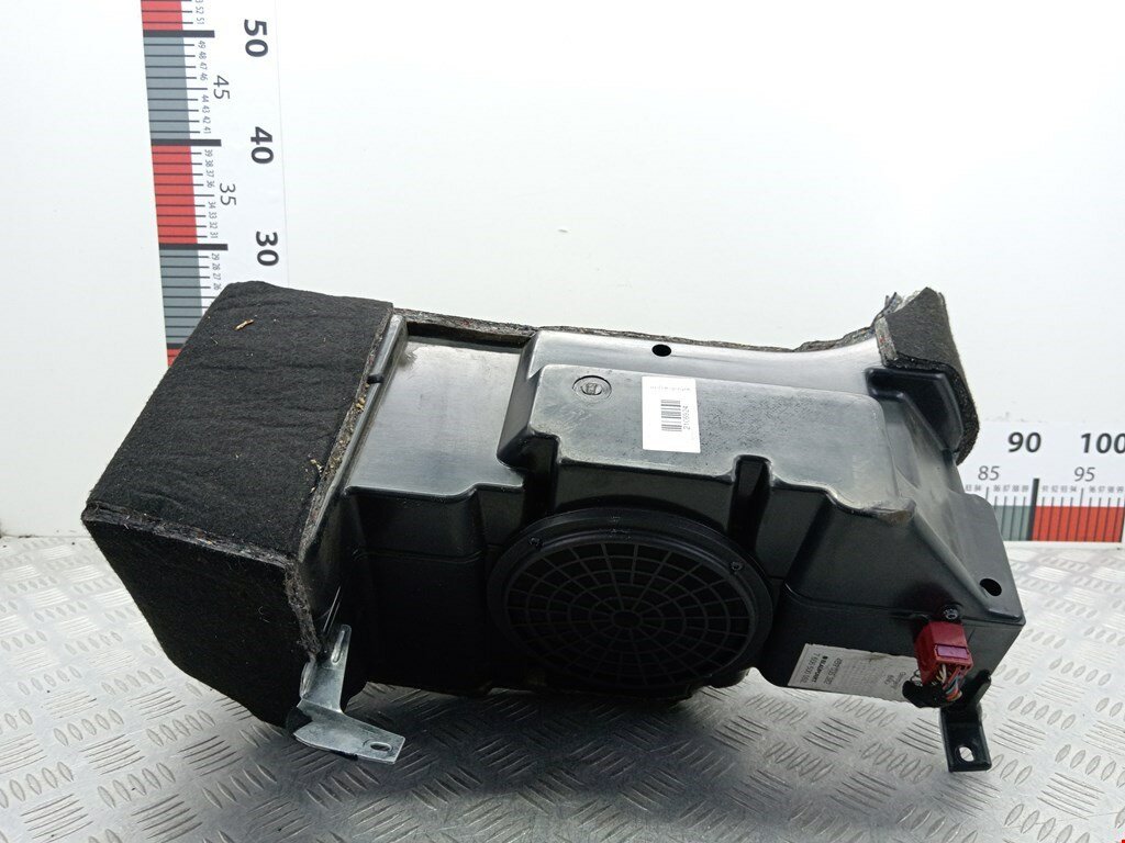Сабвуфер Audi A6 C5 4B9035382 арт. 2106924