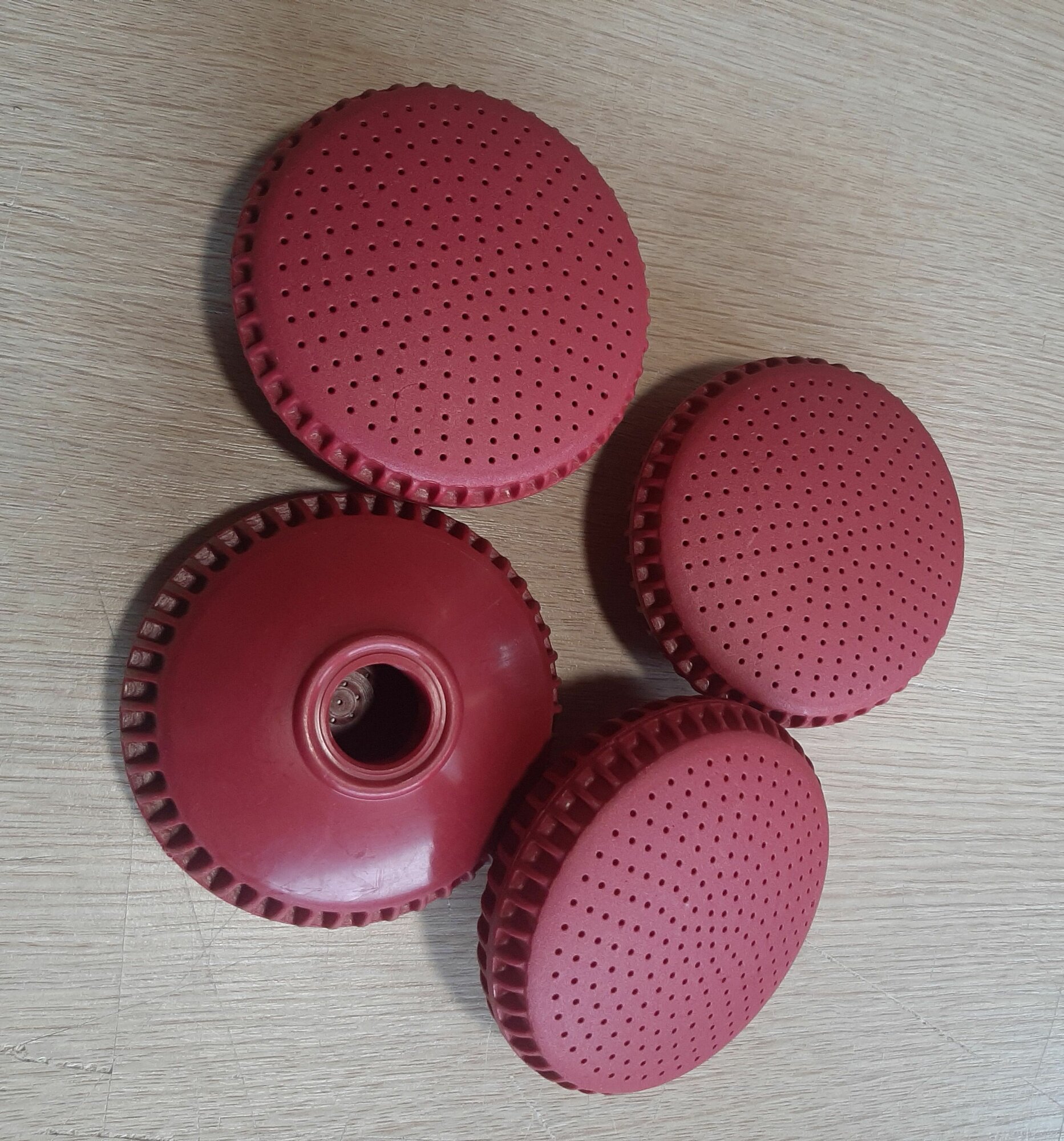 Рассеиватель для летнего душа насадка 4шт (пластик, цветной) (1/2") / Лейка для летнего душа/