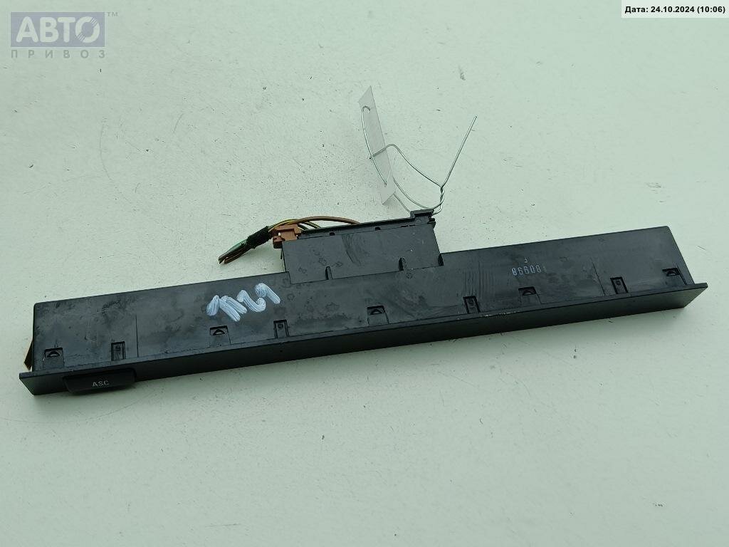 Кнопка обогрева сидений BMW 5 E39 (1995-2003)