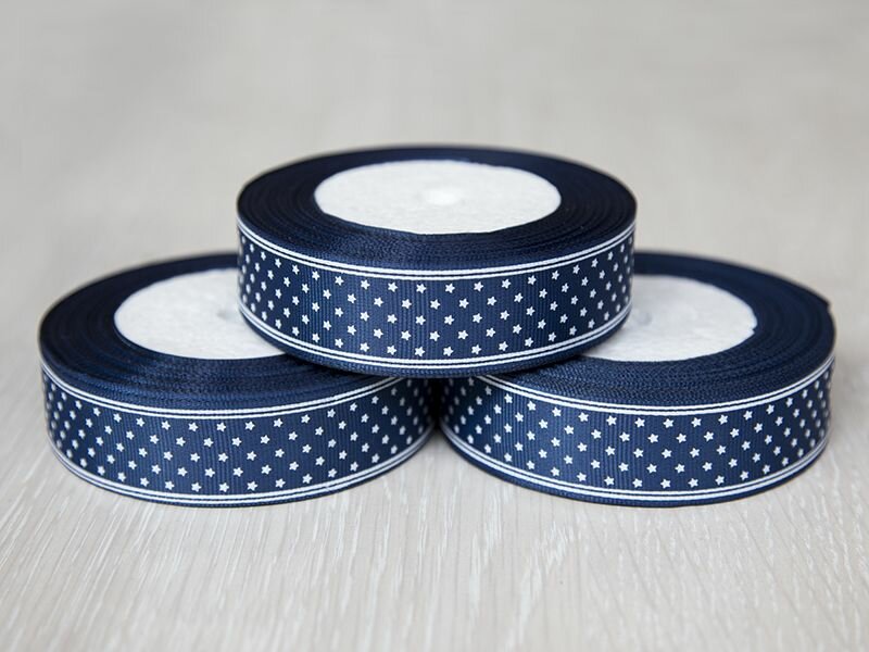 Репсовая лента темно-синяя с звёздным орнаментом шириной 25 мм длиной 10 метров