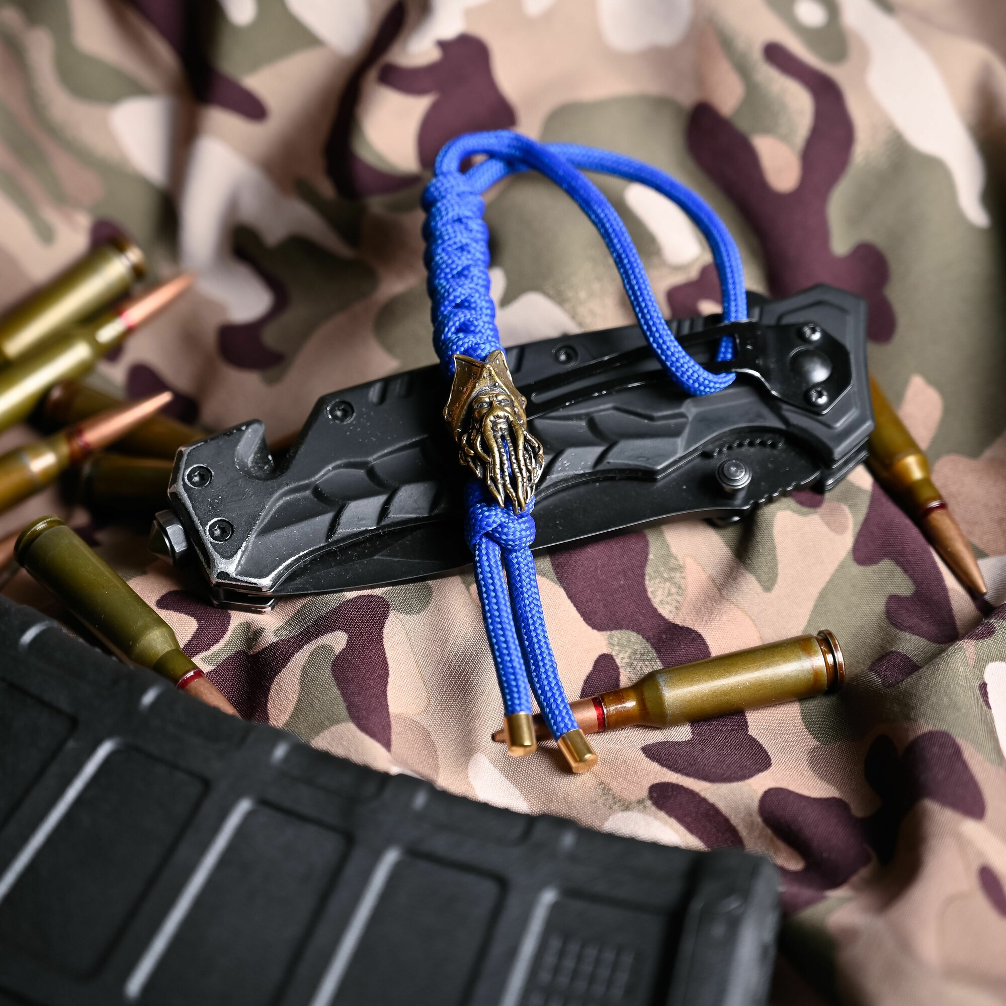 Темляк из паракорда "Дейви Джонс". Бусины. Для ножа. Пират