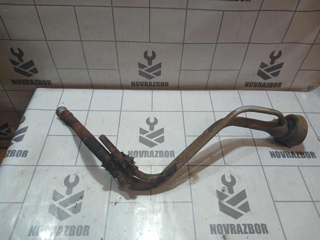 Горловина топливного бака Ford Focus 1 1998-2004