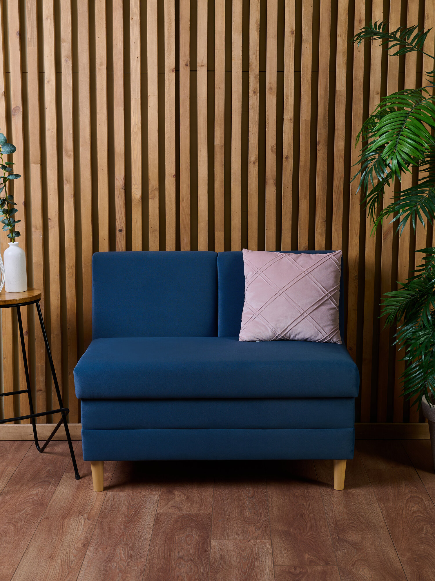 Диван прямой с ящиком Цезерио. 100*59*82 см, синий. На кухню, на балкон, в прихожую.