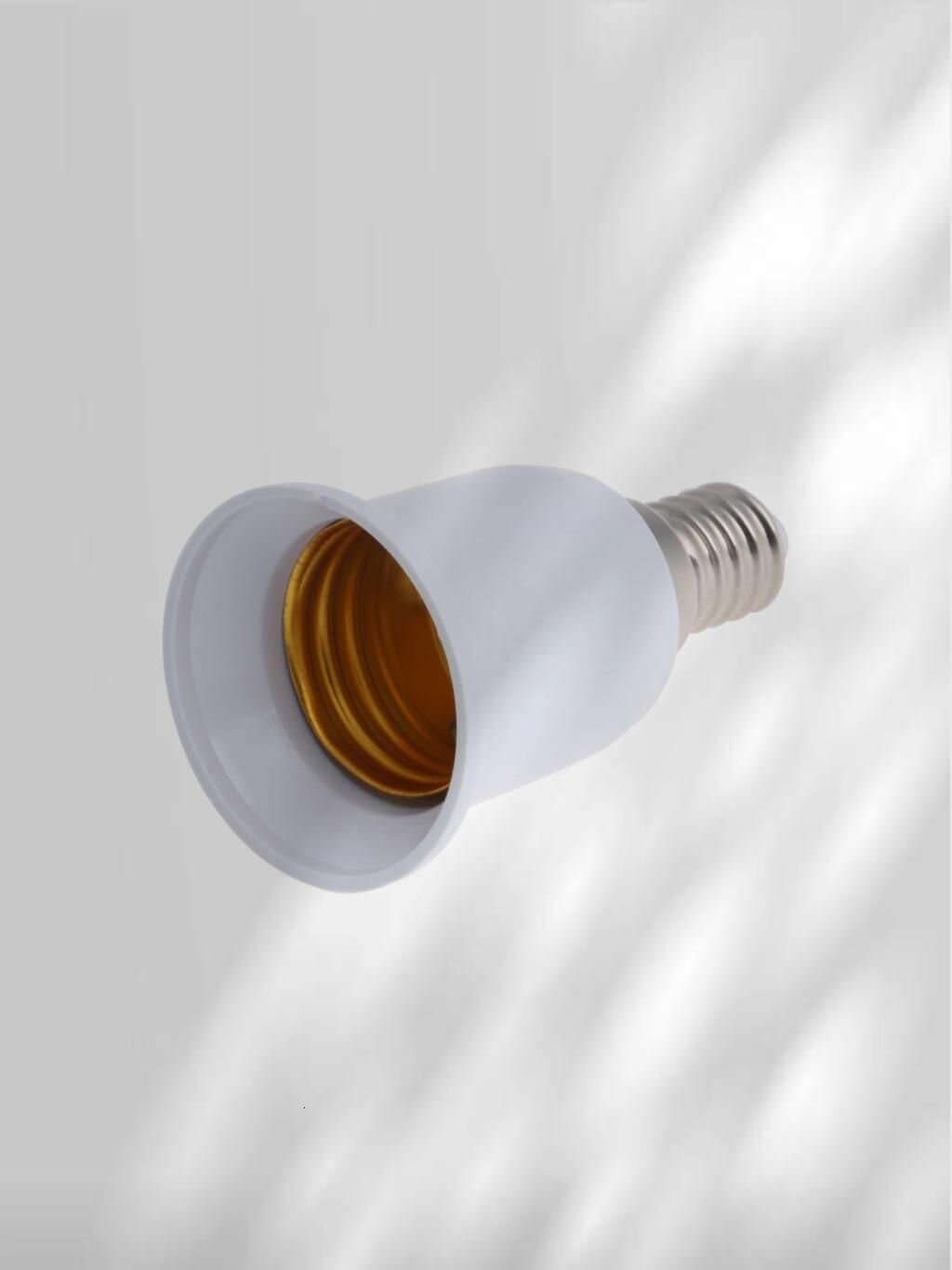 Адаптер для лампочки E14-E27