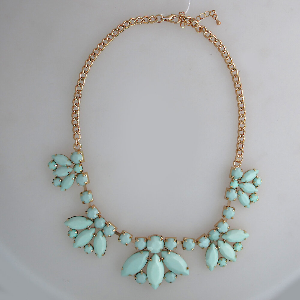 Колье, стекло