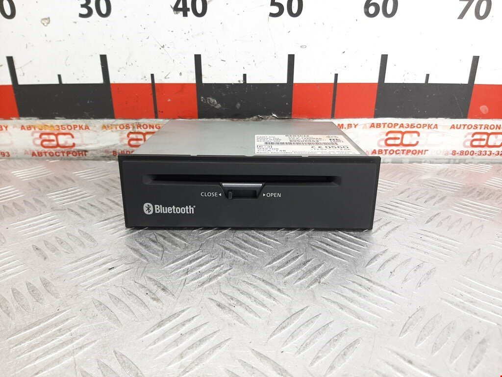 Чейнджер компакт дисков Renault Koleos 25915JY000 арт. 893084