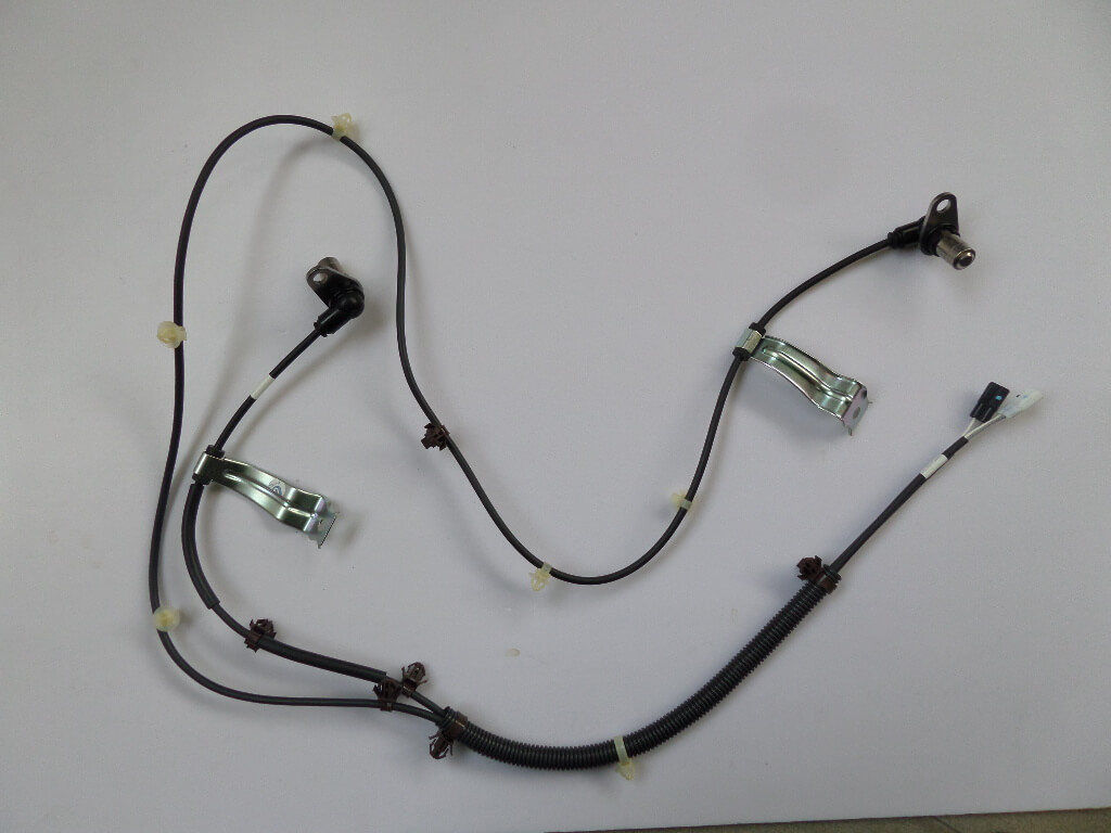 MAGTECHNIC mag3463 датчик abs задний Suzuki (Сузуки) grand Vitara (Витара) 2001-1999 rear