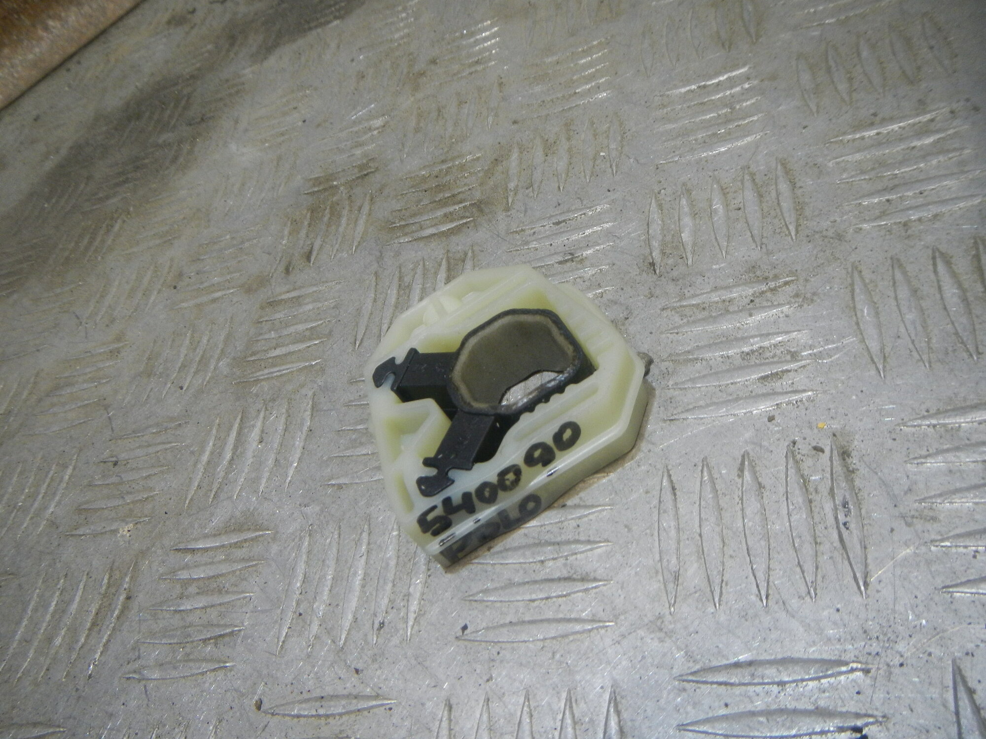 Б/У Кронштейн радиатора, Volkswagen (Фольксваген)-POLO (SED RUS) (11-) VOLKSWAGEN POLO (Sed RUS) (11-) Stellox Дубликат, ...