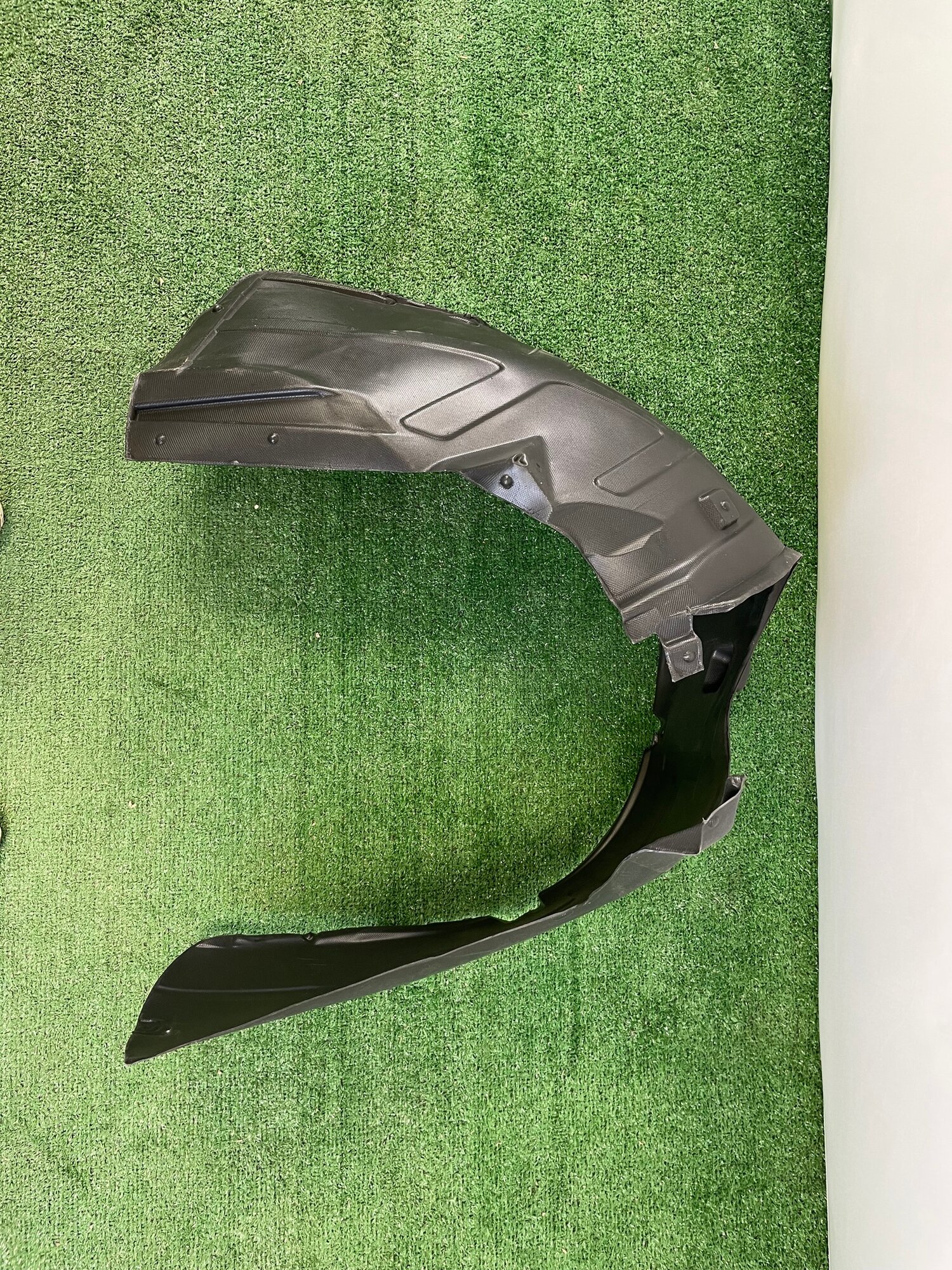 GEELY Подкрылок передний правый Geely Coolray 5035051900