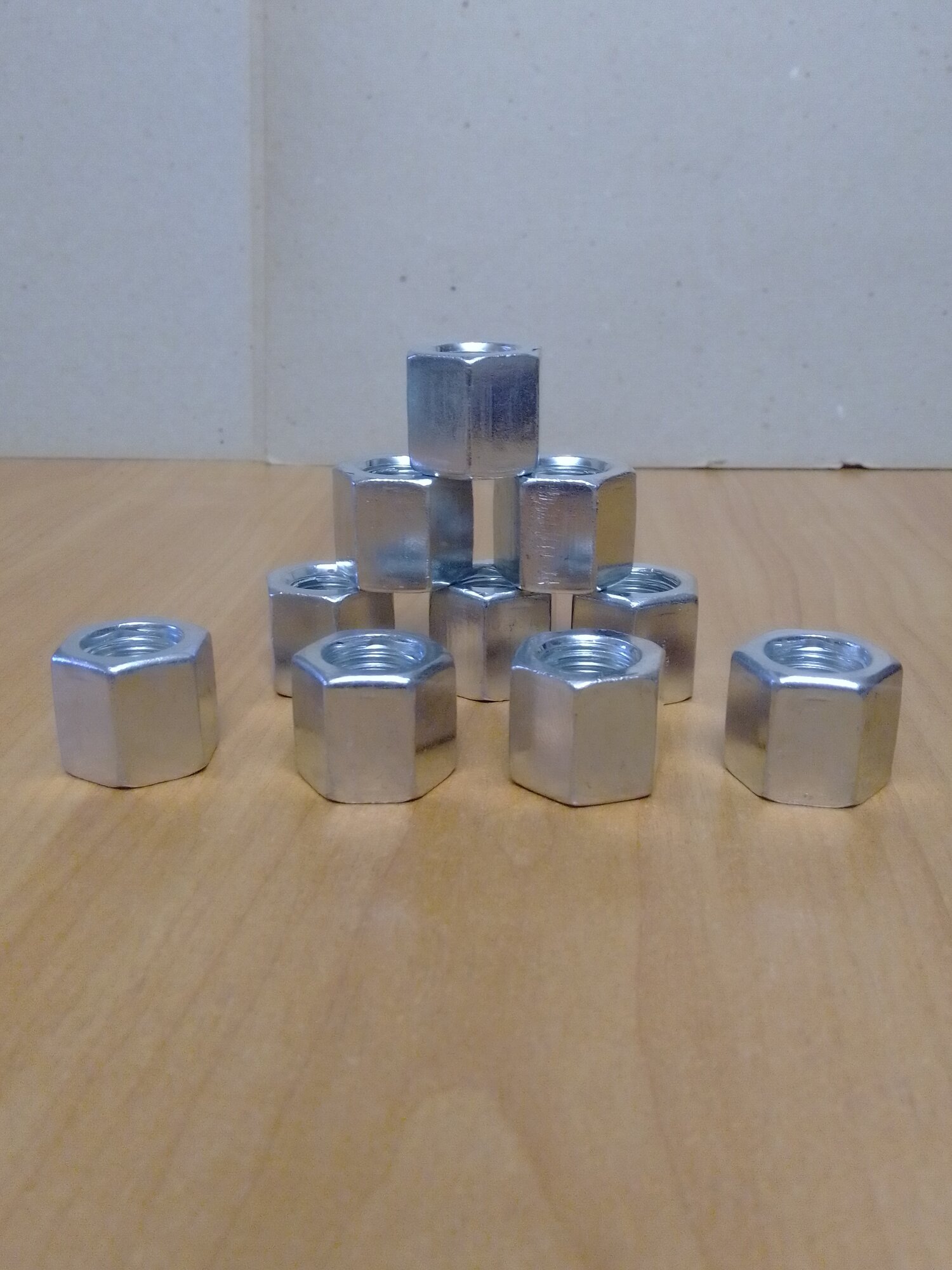 292873-п29 Гайка стремянки М16х1,5 для автомобилей Газель, ГАЗ, ЗИЛ, МАЗ. Высота 21.5 мм. Комплект 10 штук. Россия, Белзан.