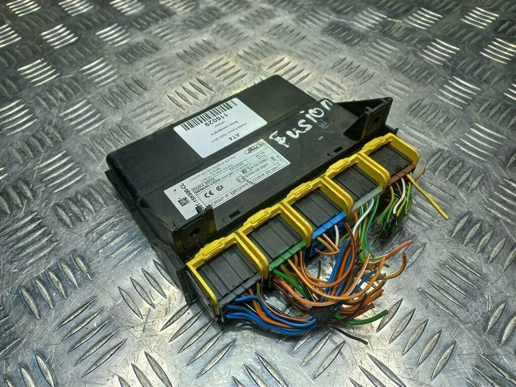 Блок комфорта Б/У для FORD Fusion I рестайлинг (2005—2012) 1679047