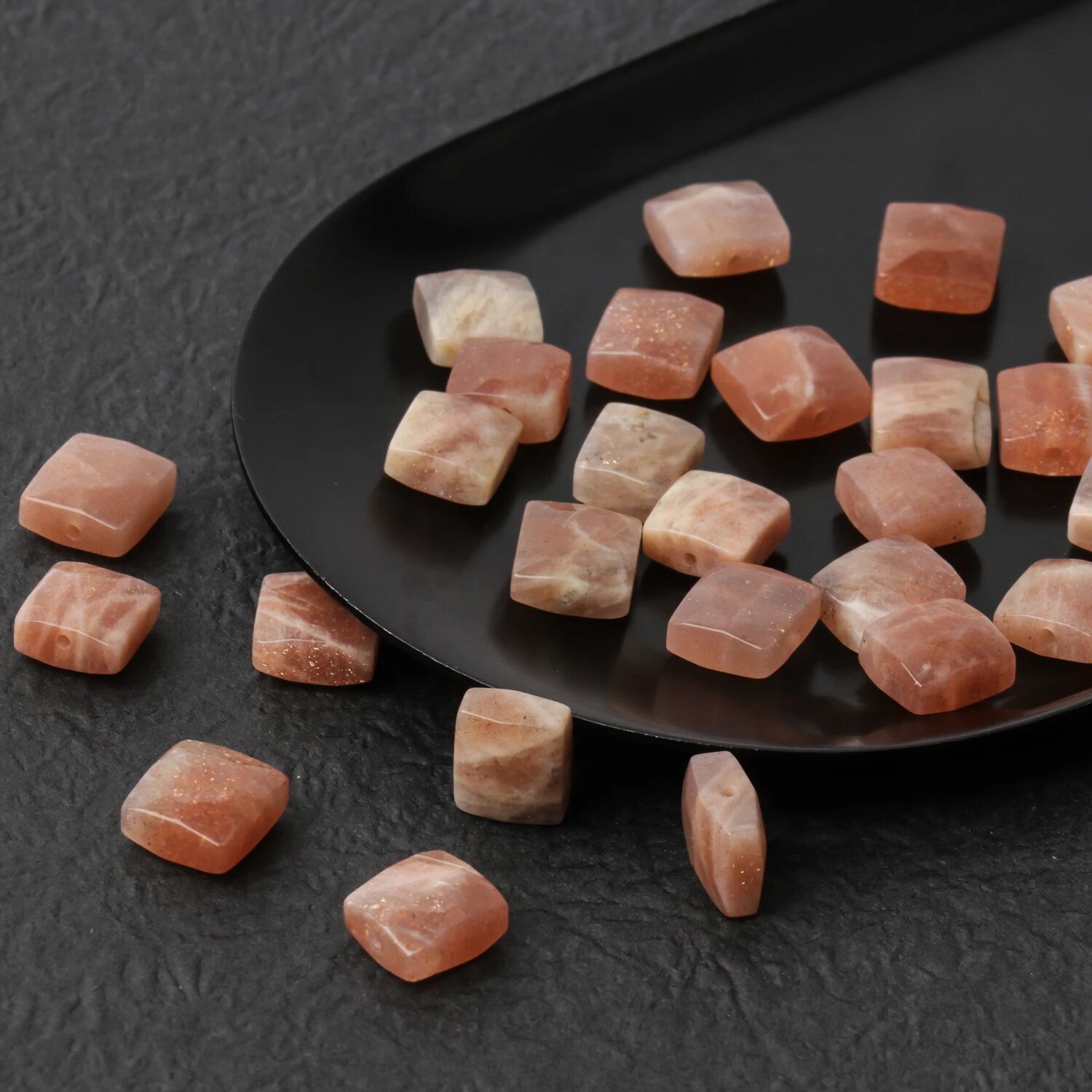 10 шт. квадратные бусины sunstone, коричневые